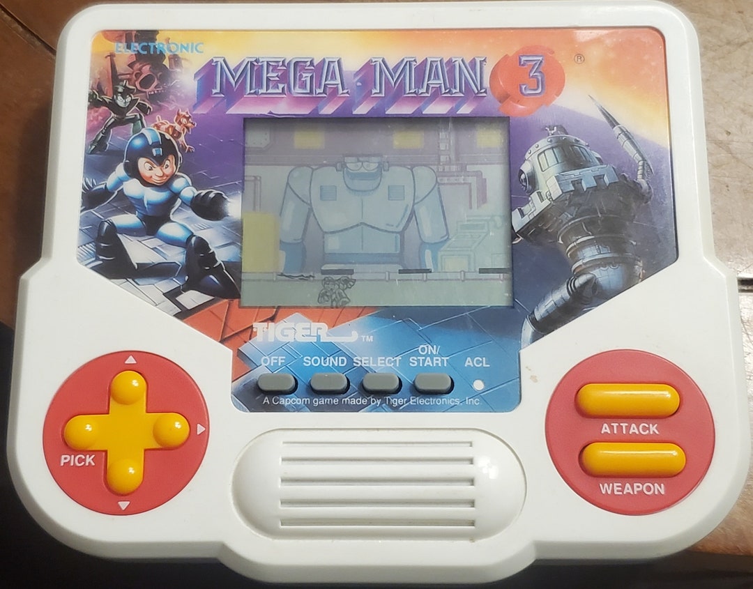 Vintage 1988 Mega Man 3 Handheld Game - Etsy