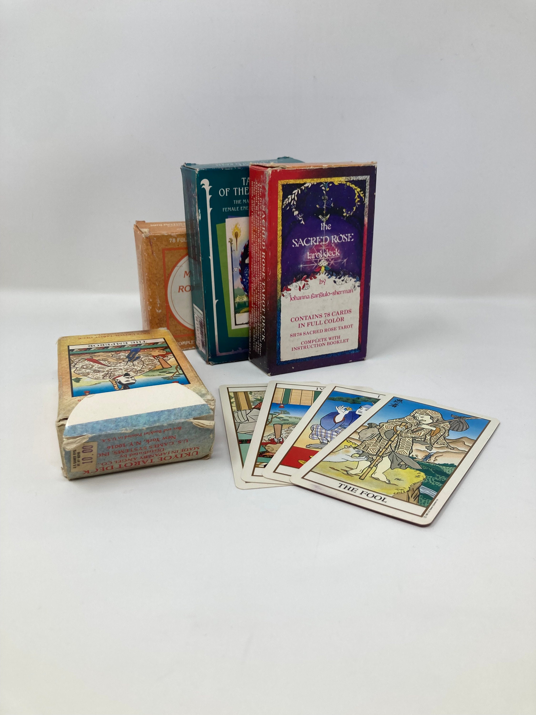 Mini-motherpeace Round Tarot Deck, Tarot of the Old Path, Ukioye Tarot ...