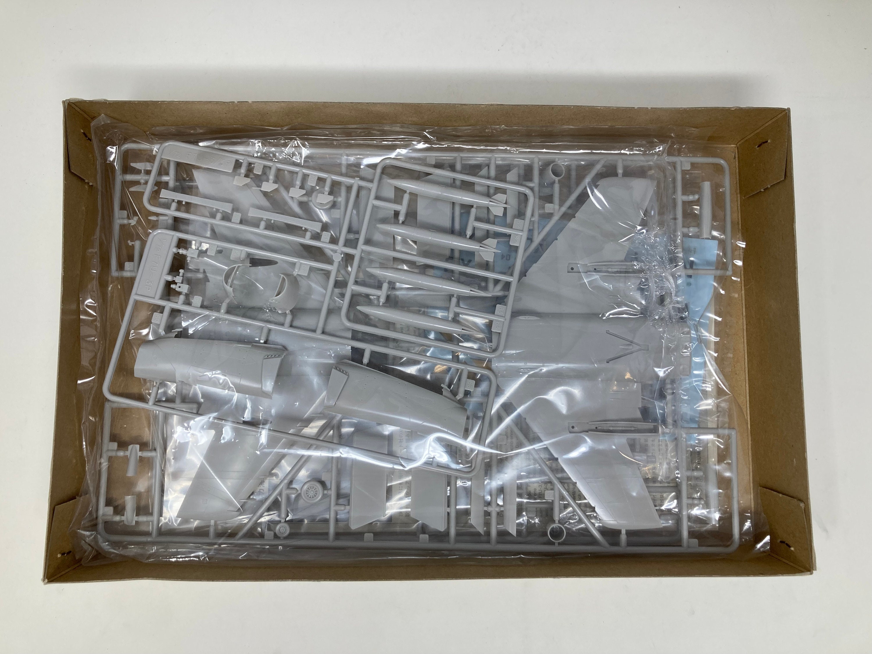 Fujimi Vought F7U-3P Cutlass 1/72 Scale Model Kit New in Box 140135 - Etsy