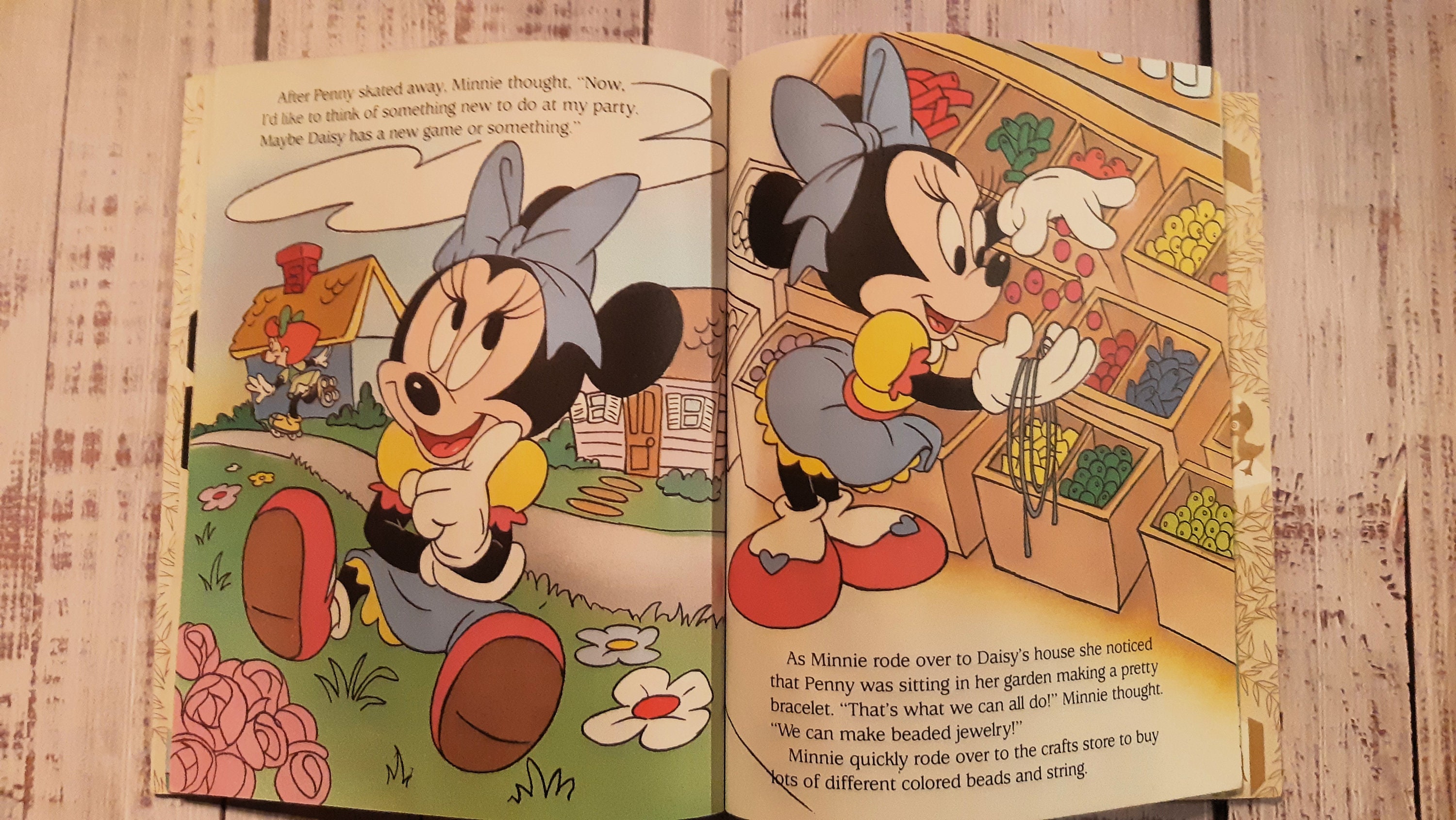 Minnie Mouse Little Golden Book/ Walt Disney Vintage Mickey Book ...