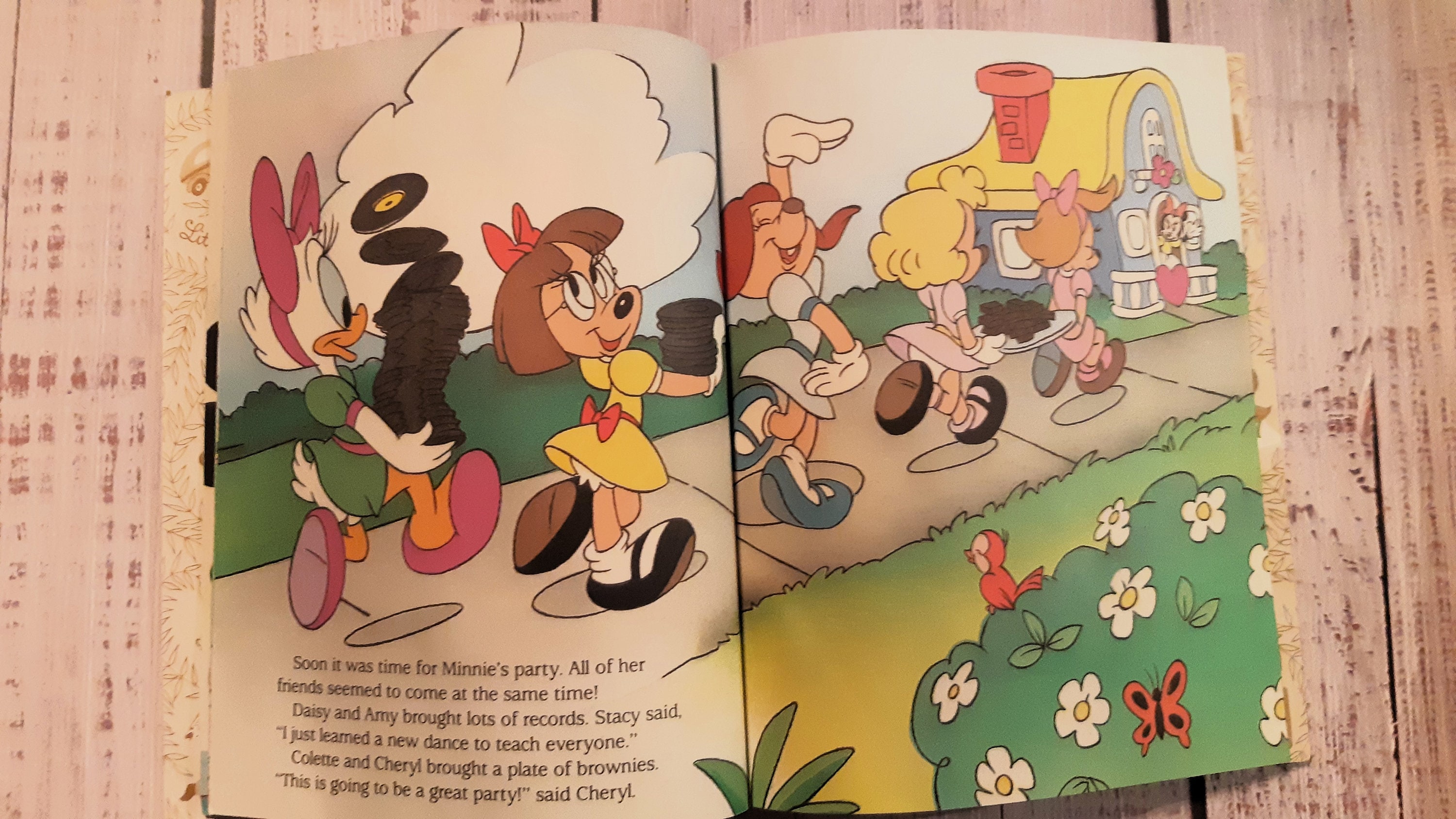 Minnie Mouse Little Golden Book/ Walt Disney Vintage Mickey Book ...