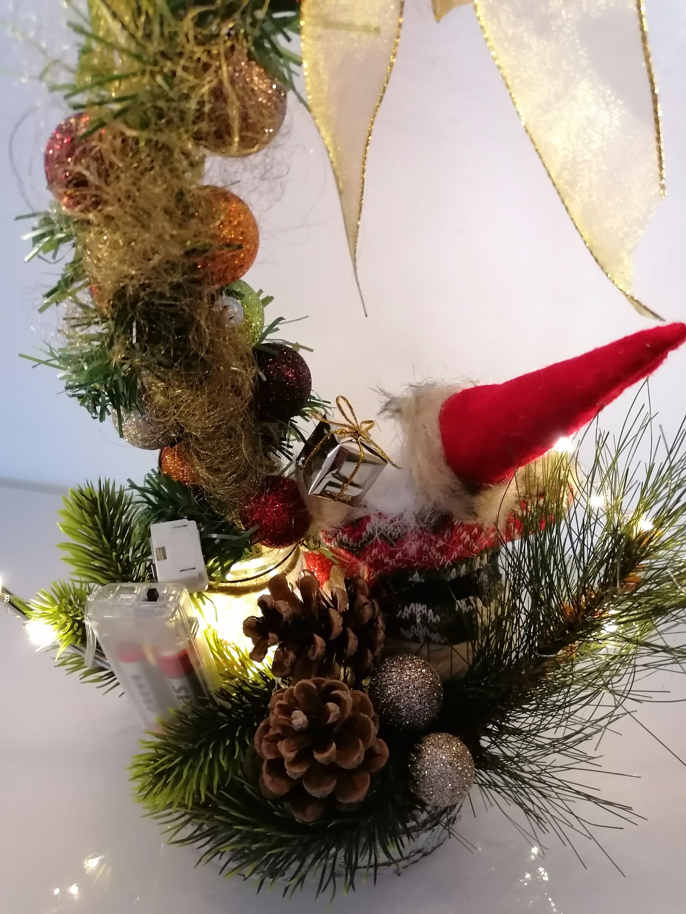 Christmas Arrangement, Ring Illuminated With Santa Claus on Tree Disc ...