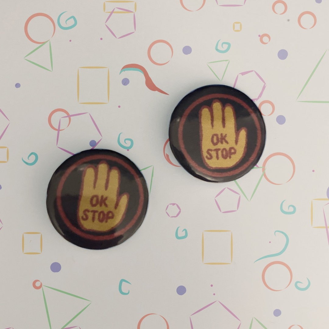 Ok Stop Warren the Eagle DHMIS Pin Badge - Etsy UK