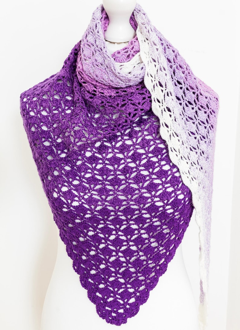 Crochet Shawl Pattern | PDF + Video Tutorial | Triangle Lace Style ...