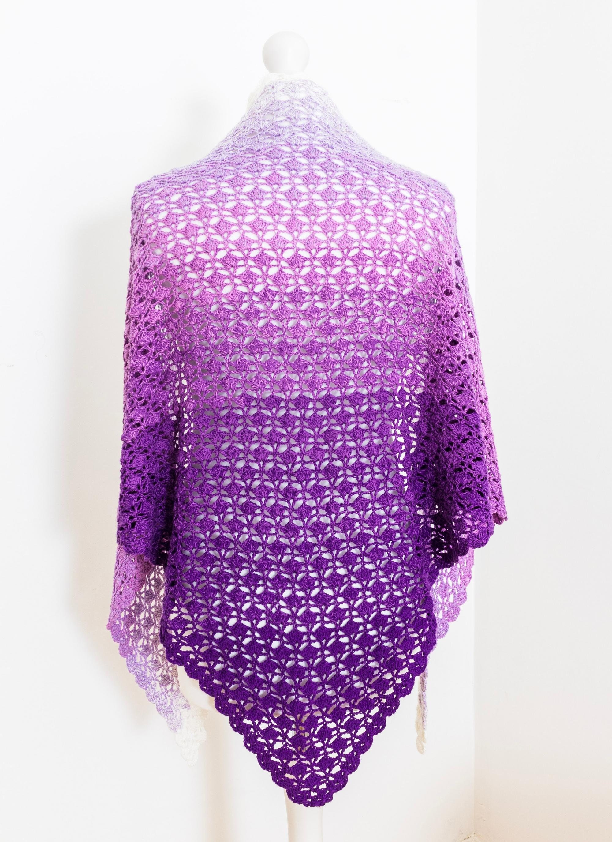 Crochet Shawl Pattern | PDF + Video Tutorial | Triangle Lace Style ...