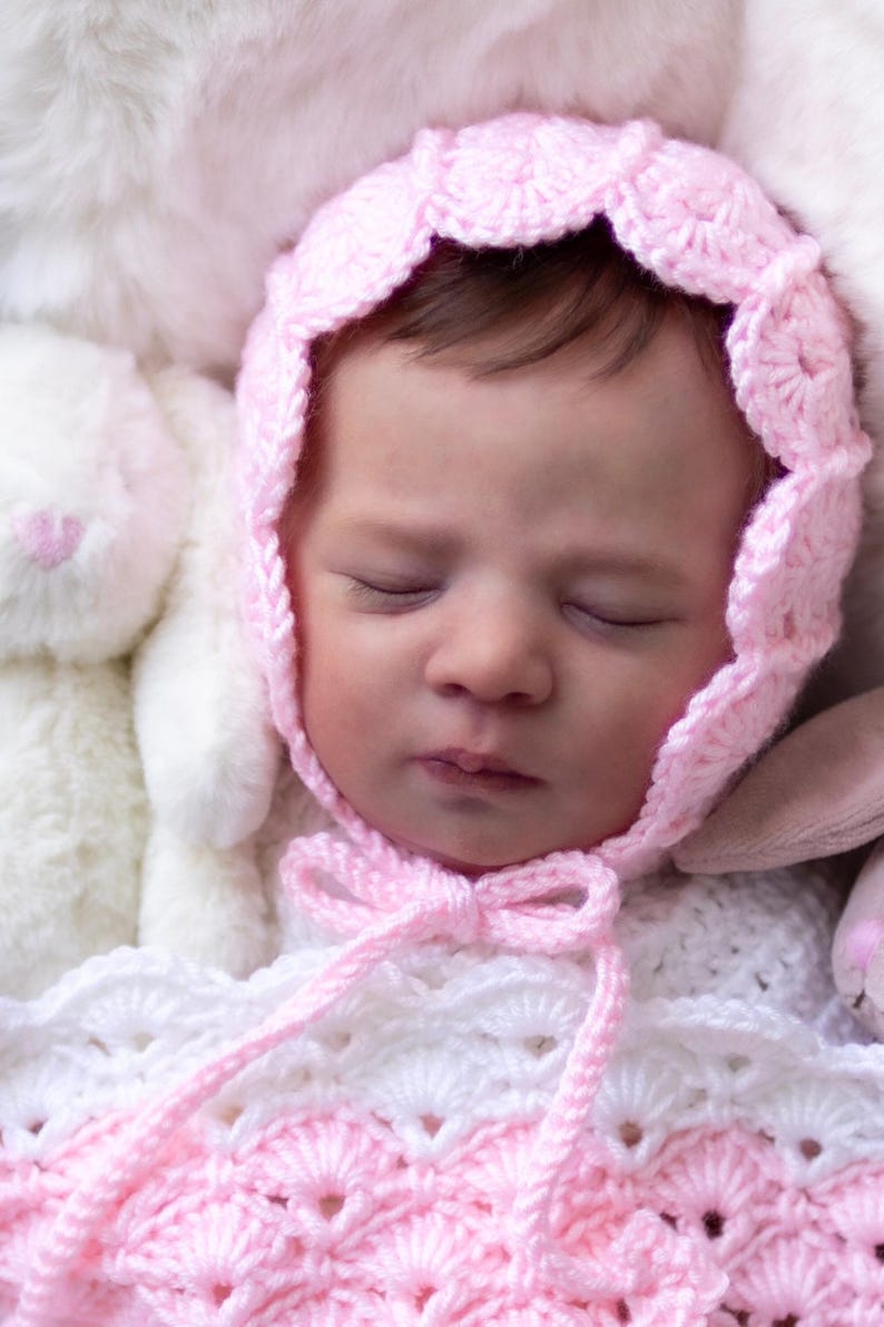 Crochet Pattern & Video Tutorial | Easy Shell Stitch Baby Bonnet | DIY ...