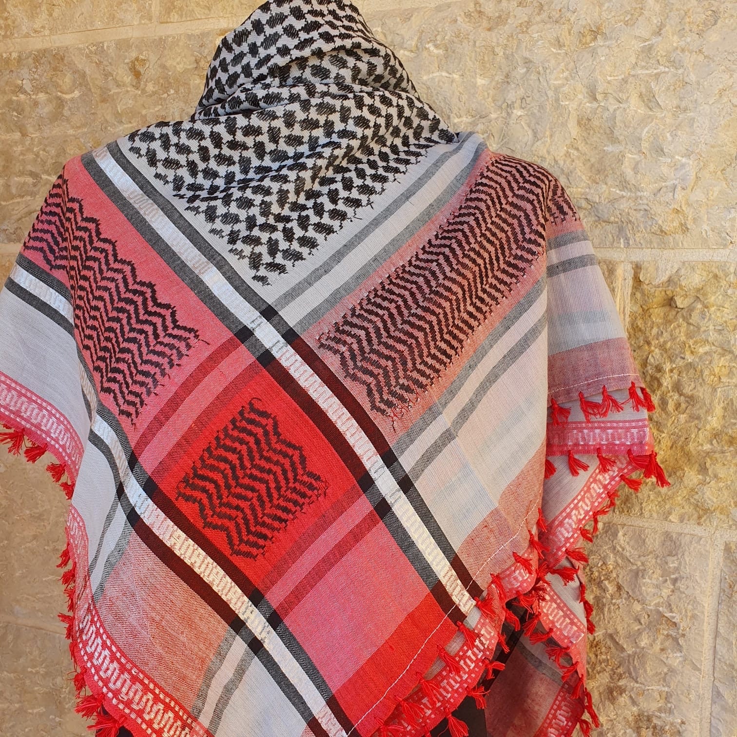 Authentic Kufiya / Keffiyeh / Shemagh Made in Palestine - Etsy