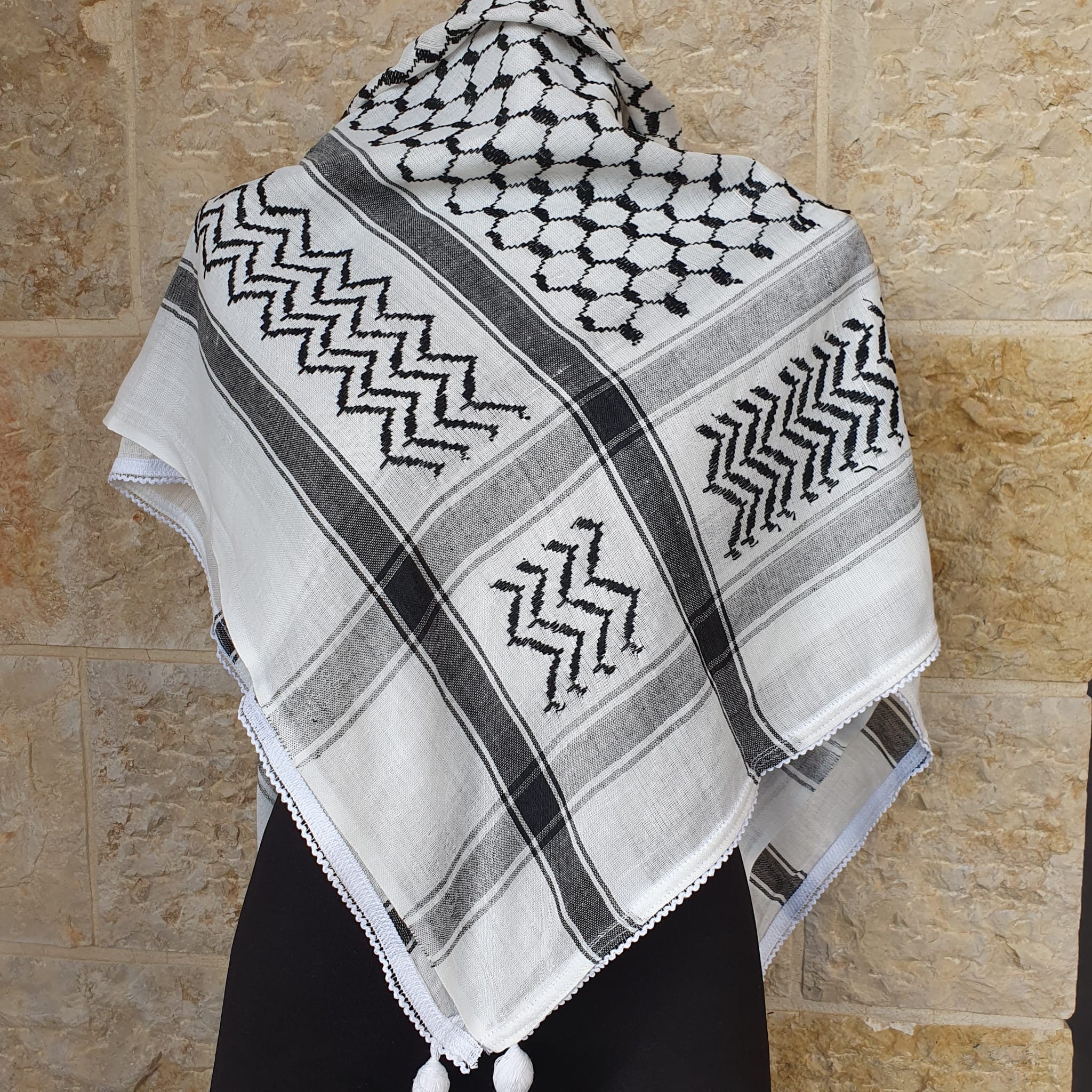 Authentic Kufiya / Keffiyeh / Shemagh Made in Palestine With ...