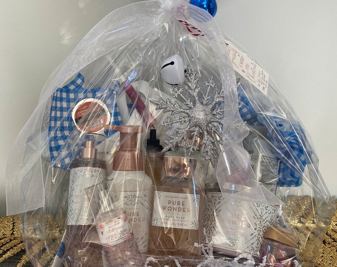 Huge Custom Bath and Body Basket Gift Basket - Any Fragrance Any Theme ...