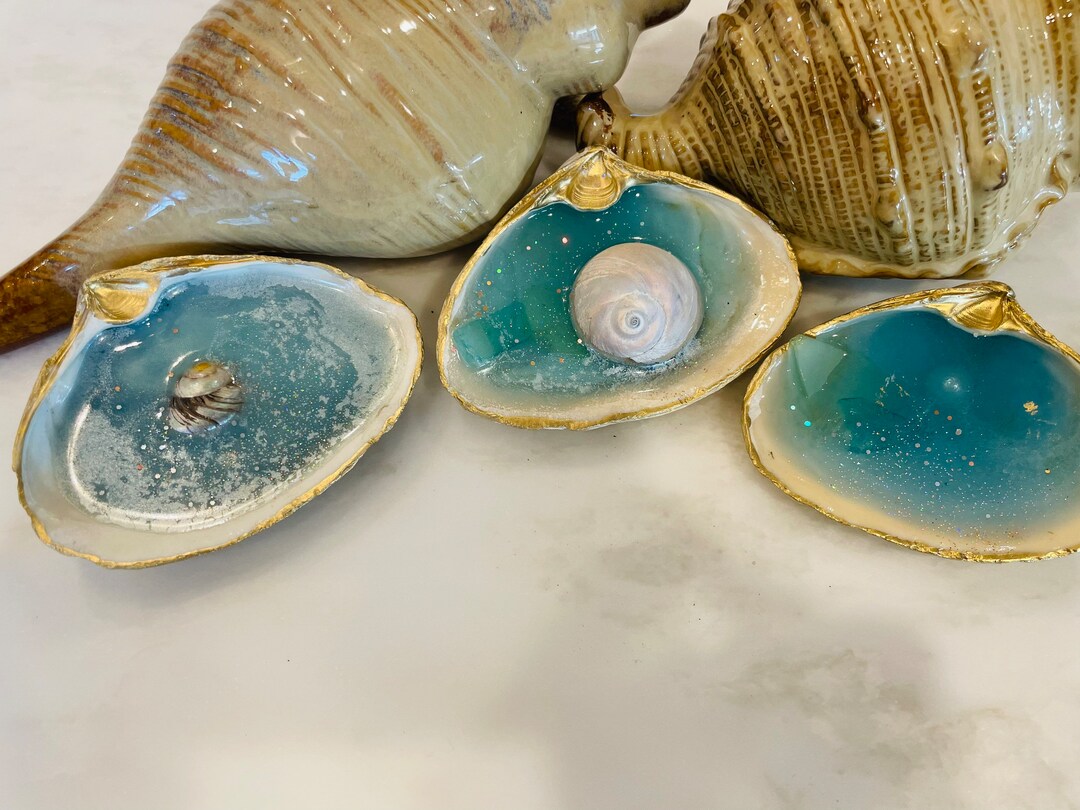 Hand Poured Resin Ocean Waves Clam Shell. Beach Decor, Trinket Dish, or ...