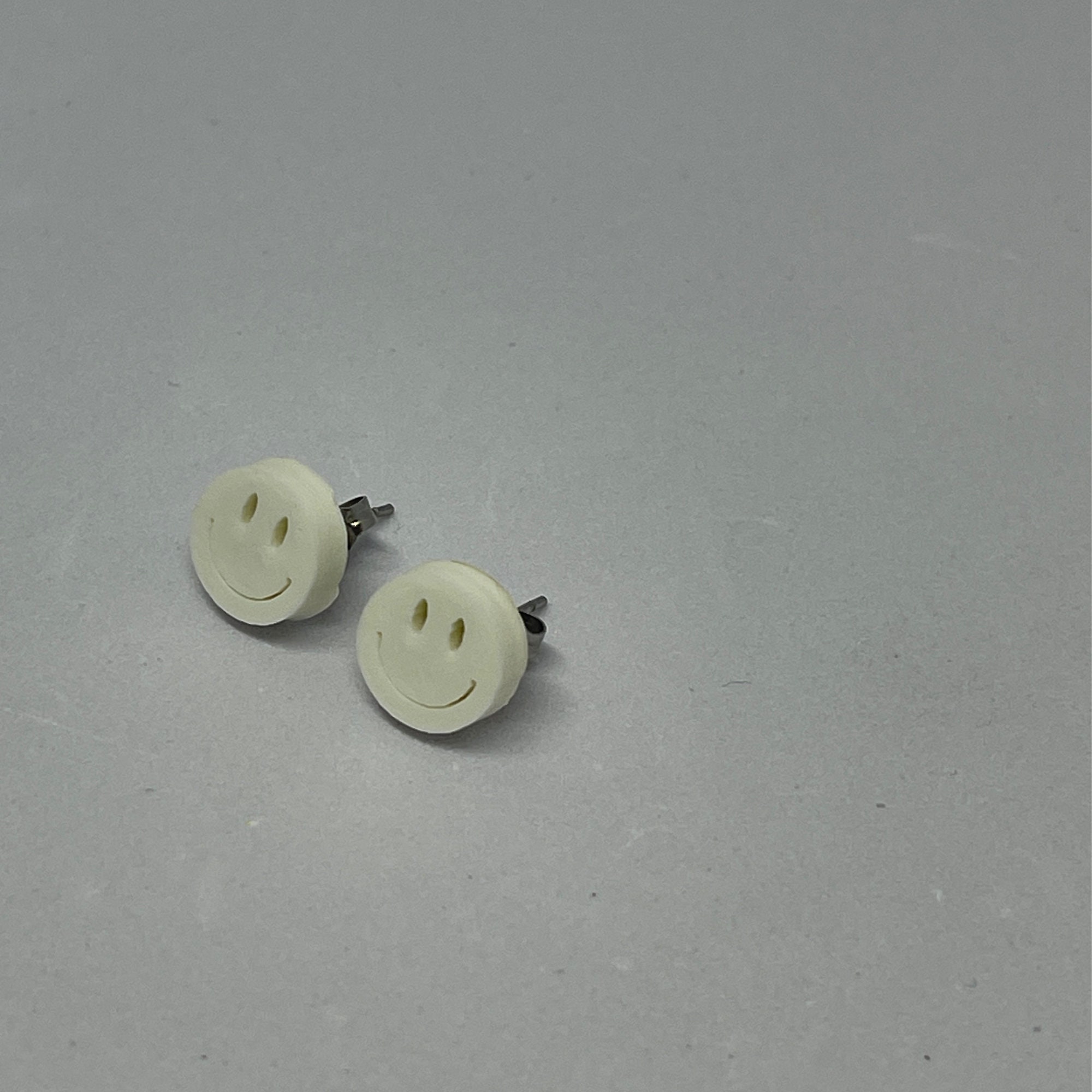 Super Cute Smiley Studs 3D Printed Earrings Sustainable Jewelry - Etsy