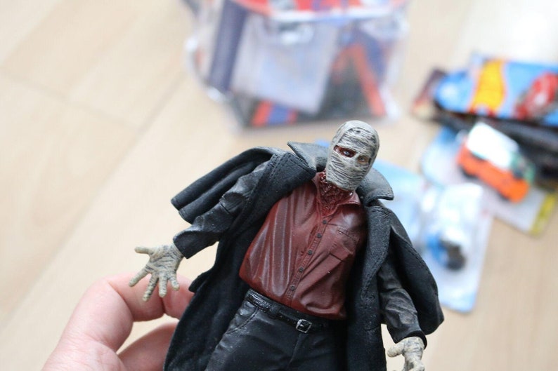 Movie Maniacs Darkman Peyton Westlake Series 1 Action Figure SOTA Toys ...