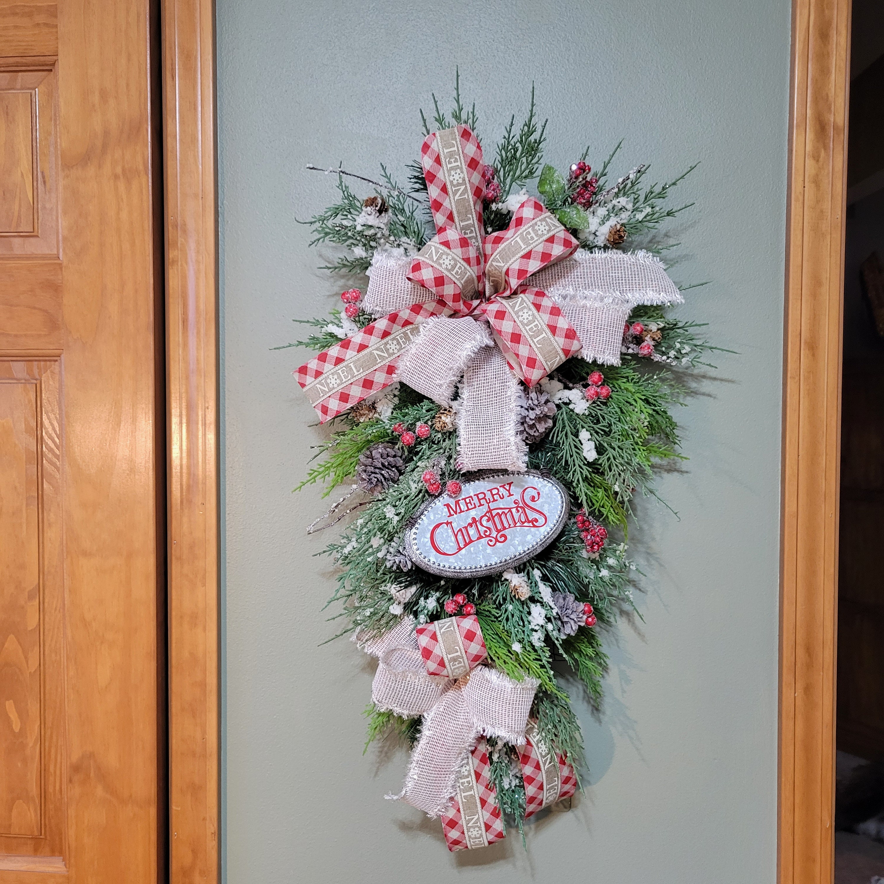 Merry Christmas Teardrop Swag, Holiday Christmas Swag, Door Swag ...