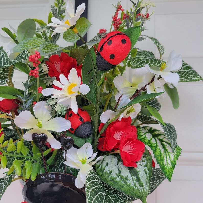 Ladybug Summer Floral, Sweet Summertime Kitchen Centerpiece, Entry Way ...