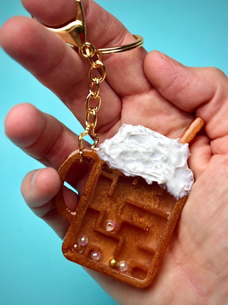 Root Beer Float Maze Keychain - Etsy