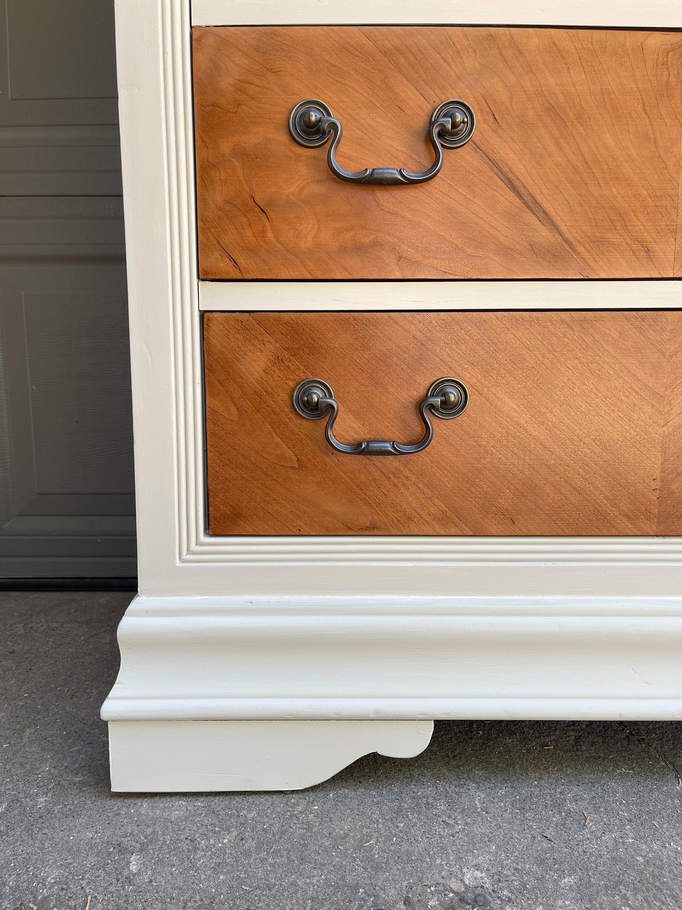 Item **SOLD** Gorgeous Eight Drawer Country Chic Dresser - Etsy