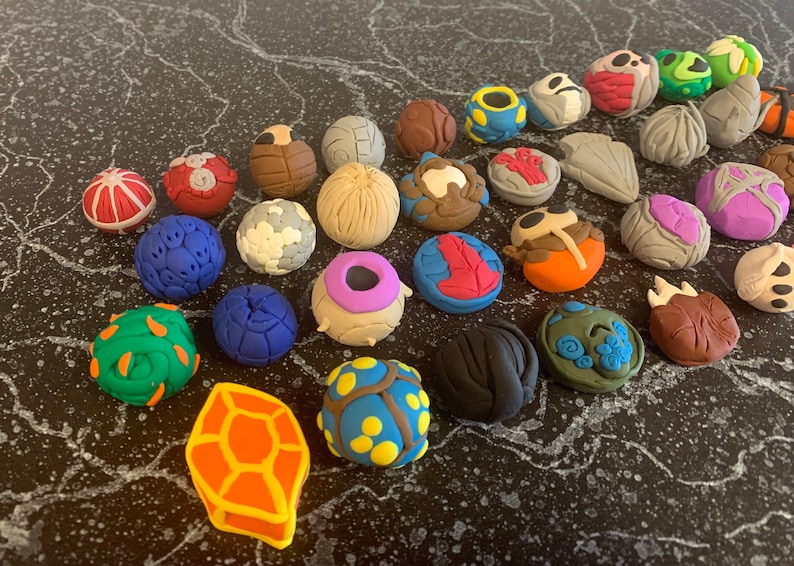 Hollow Knight Charms hand Sculpted Clay - Etsy