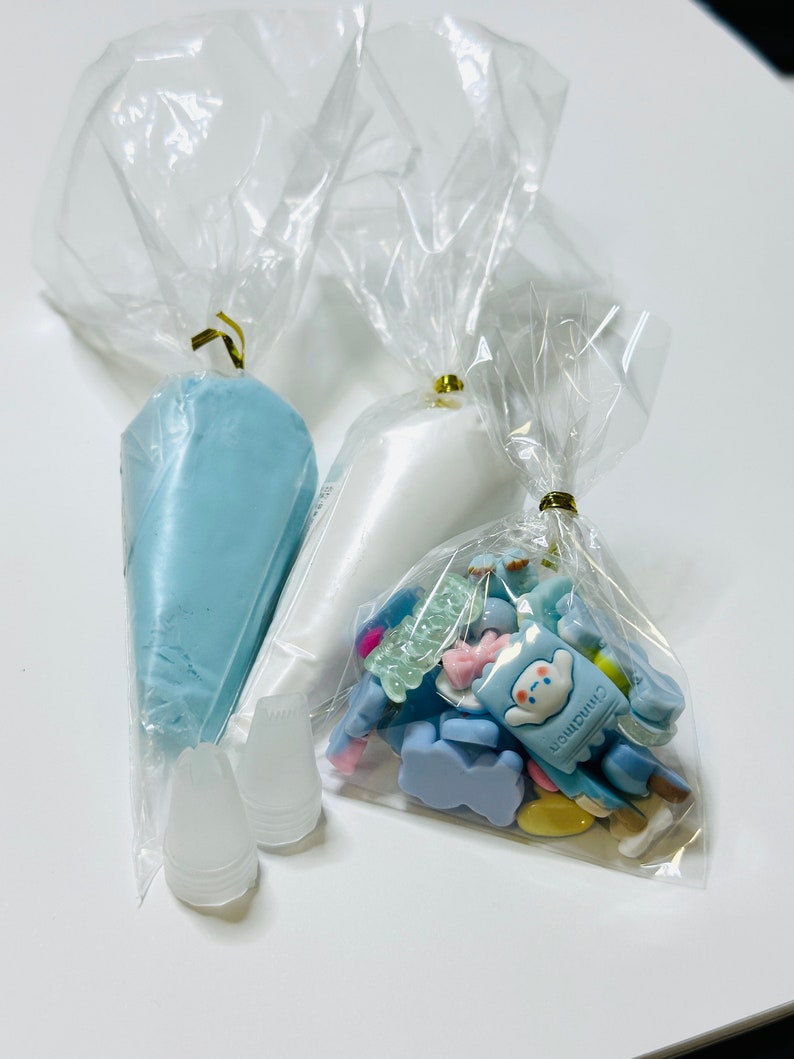 Decoden Cream Glue Kit: Resin Charms, Nozzles, DIY Craft Supplies, Fun ...