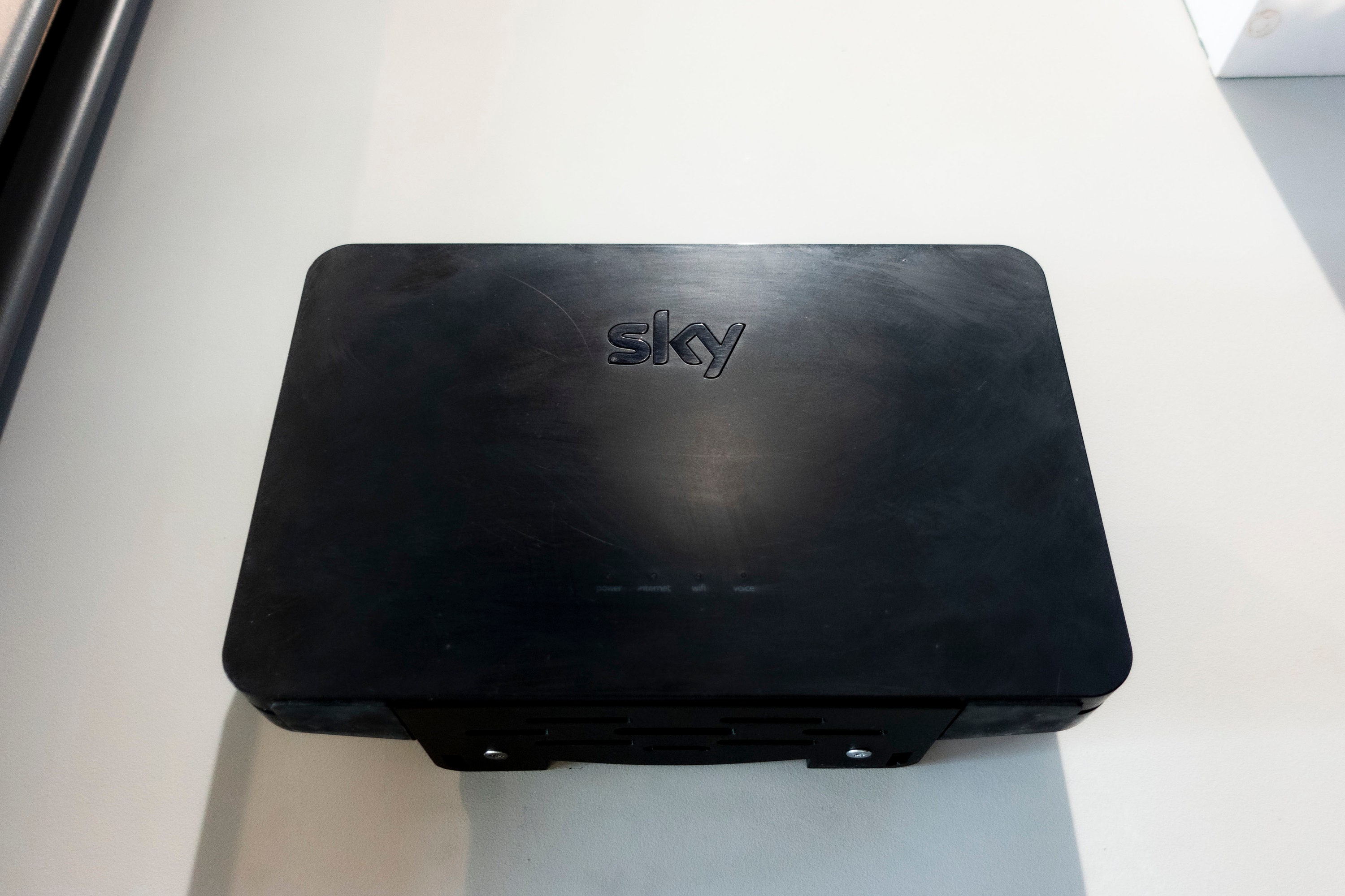 SKY Hub Router Wall Mount With Strong Hold Home Office - Etsy