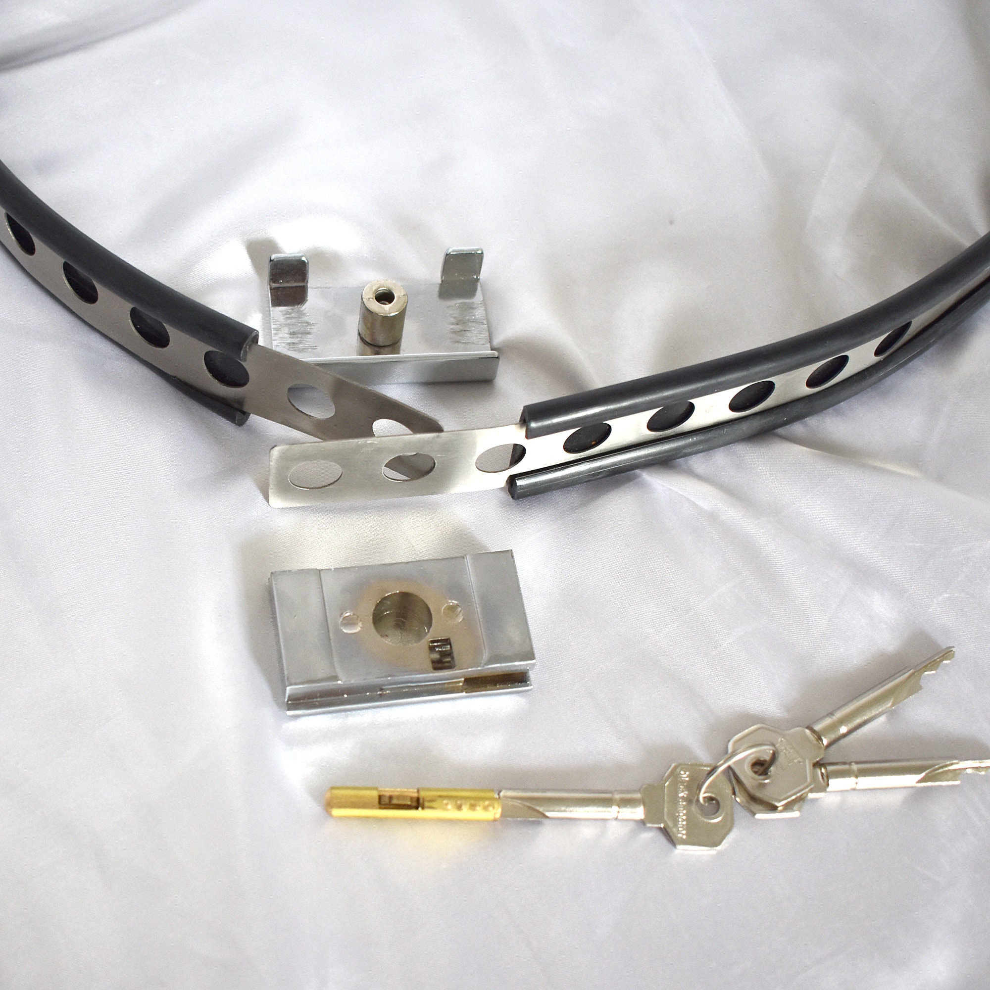 Metal Breast Pillory Breast Crusher Extreme Breast Clamp Etsy Uk
