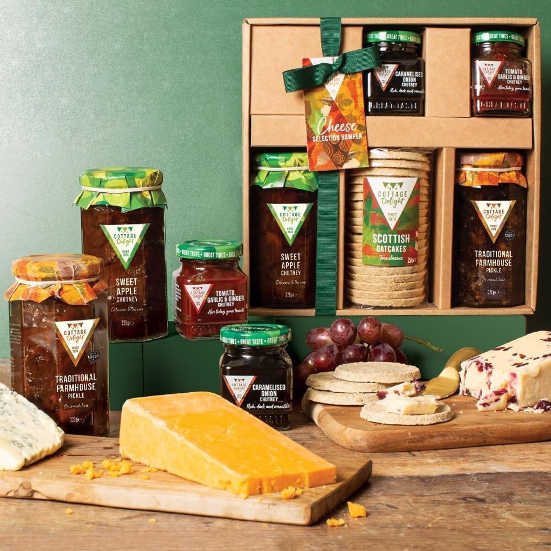 Cottage Delight the Cheeseboard Accompaniments Hamper - A Special ...