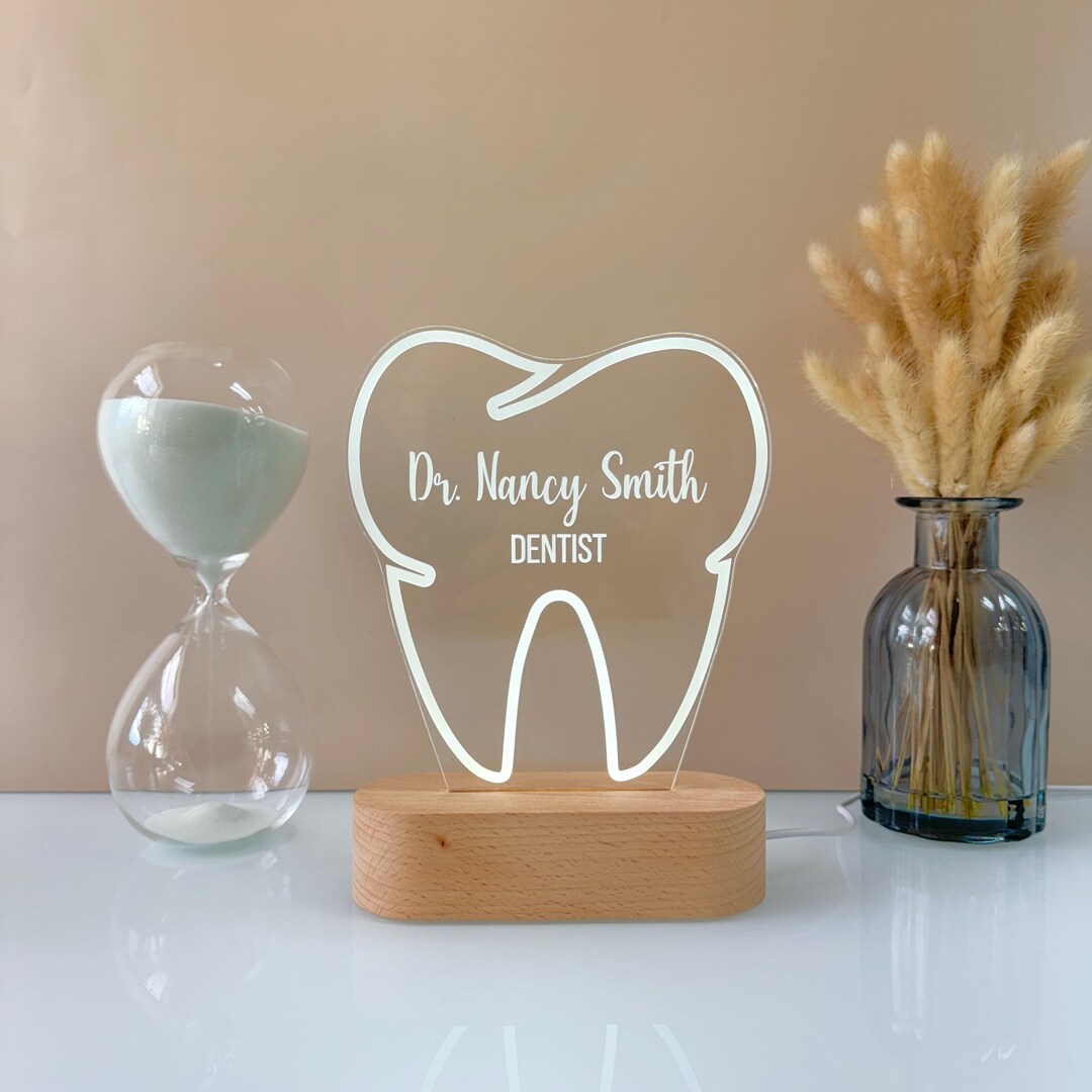 Personalized Dentist Night Light Custom LED Tooth Lamp for Graduation ...