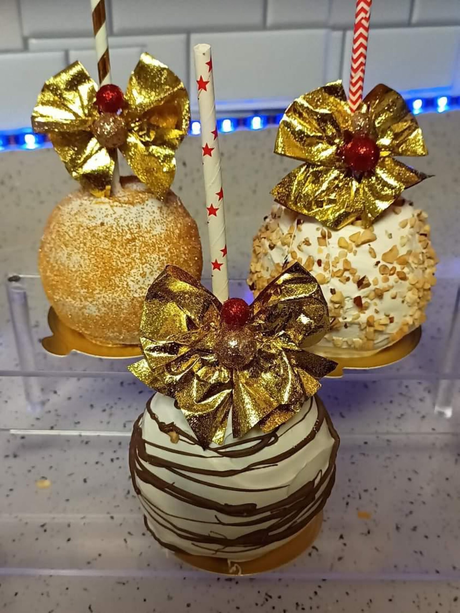 Gourmet Chocolate Apples-world's Famous Apple Kiss Box - Etsy