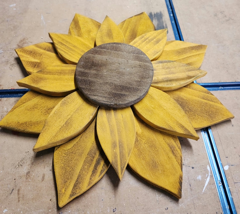 Farmhouse Wooden Sunflower - Etsy