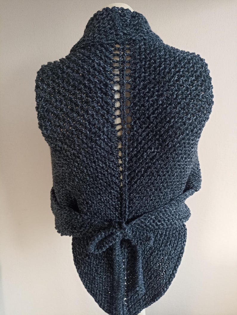 Claire Work Shawl, Femme Outlander Sezon 7, Outlander Shawl, Triangle ...