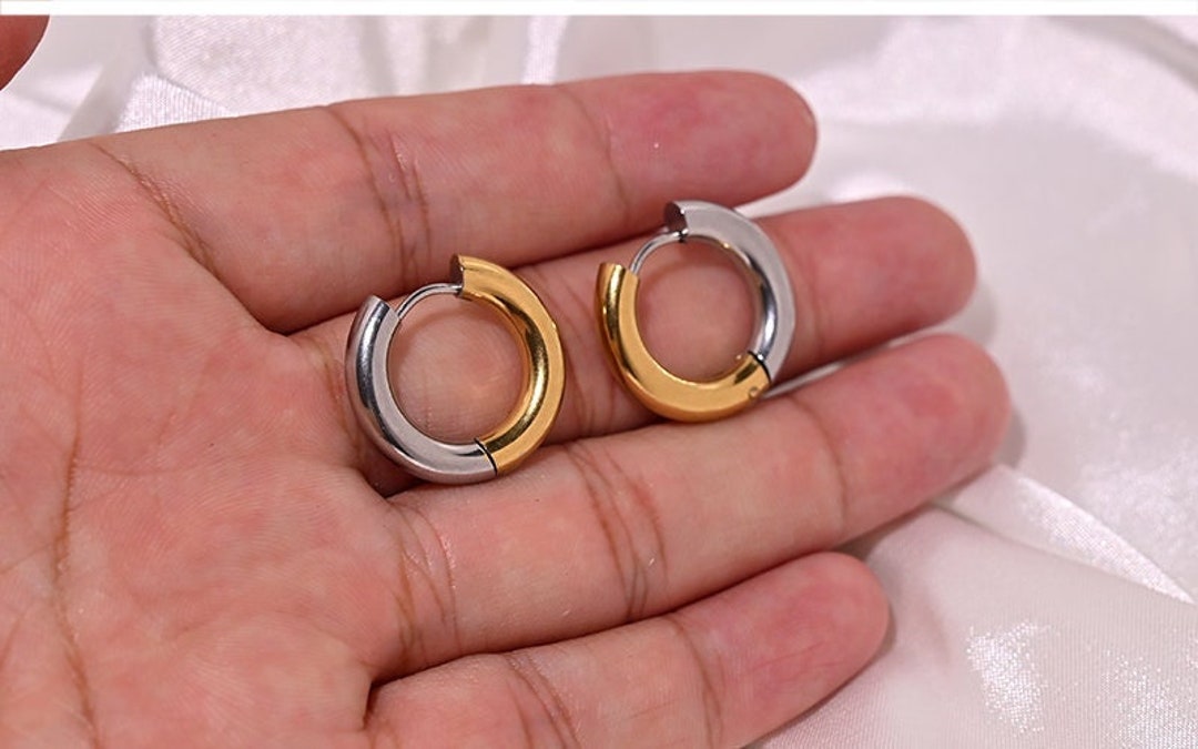 Simple Hinge Hoops in Gold and Silver / Fashion Earrings / - Etsy