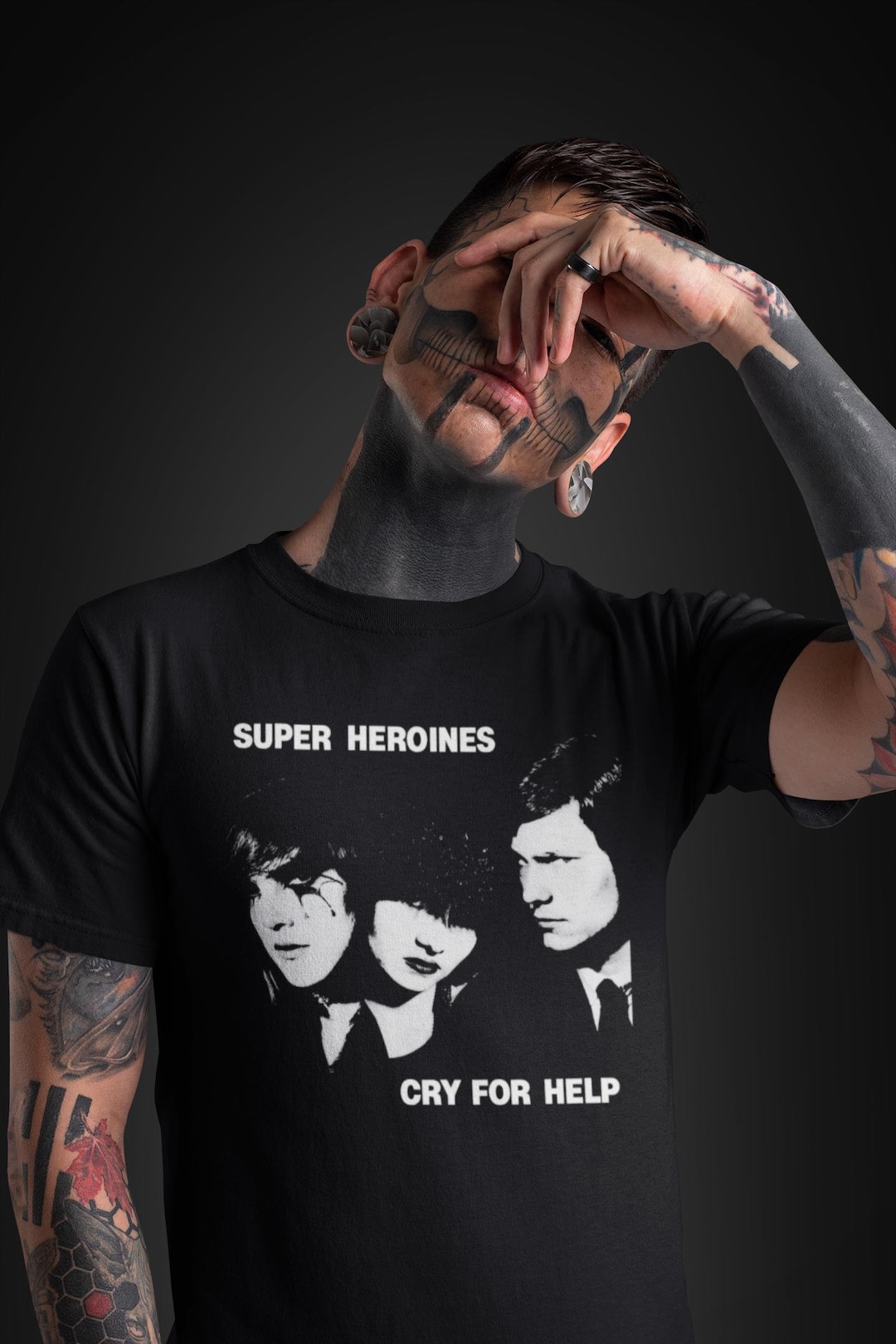 SUPER HEROINES - Tshirt / Dark / Goth / Death Rock / Gothic Rock / Los ...