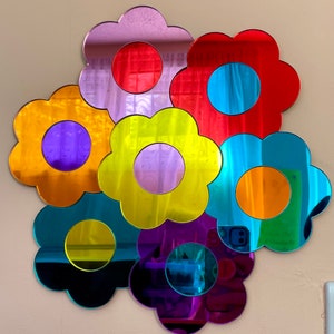 RAINBOW DAISY MIRROR - Retro Coloured Acrylic Mirror Wall Hanging - 60s ...