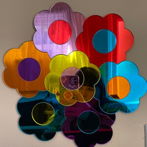 RAINBOW DAISY MIRROR - Retro Coloured Acrylic Mirror Wall Hanging - 60s ...