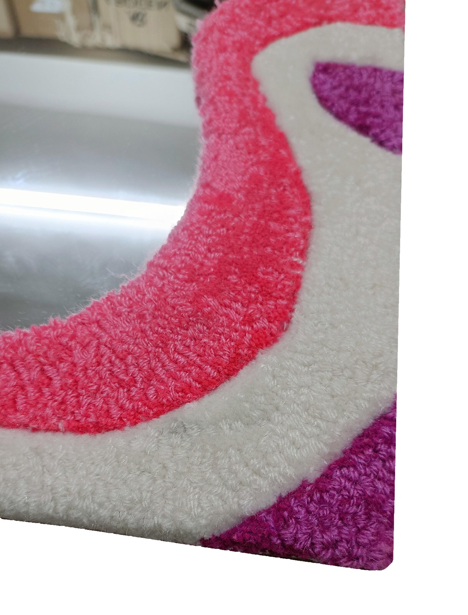 Beckon Mirror |handmade Tufted Mirror | Rug Mirrors | Creative Mirrors ...