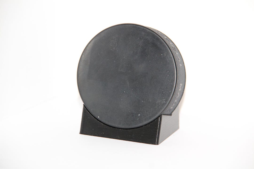 Hockey Puck Display Stand - Etsy