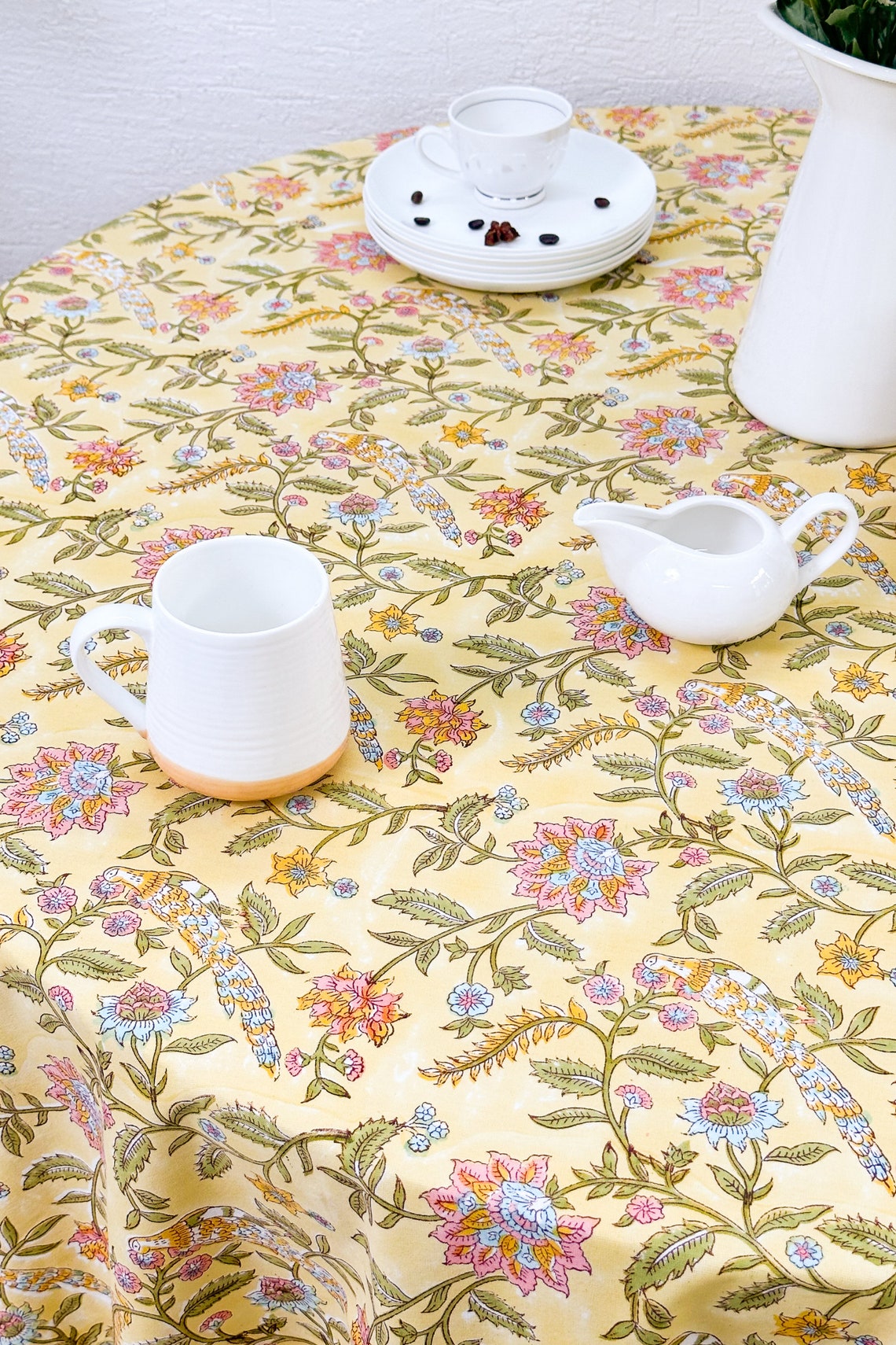 Yellow 100% Cotton Round Table Cloth for Dining Table Kitchen Wedding ...