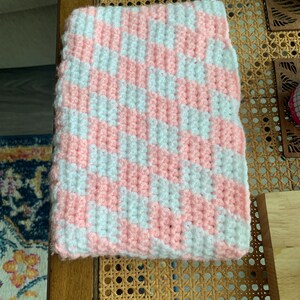 Crochet Checkered Book Sleeve Cover - Etsy