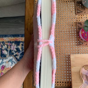 Crochet Checkered Book Sleeve Cover - Etsy