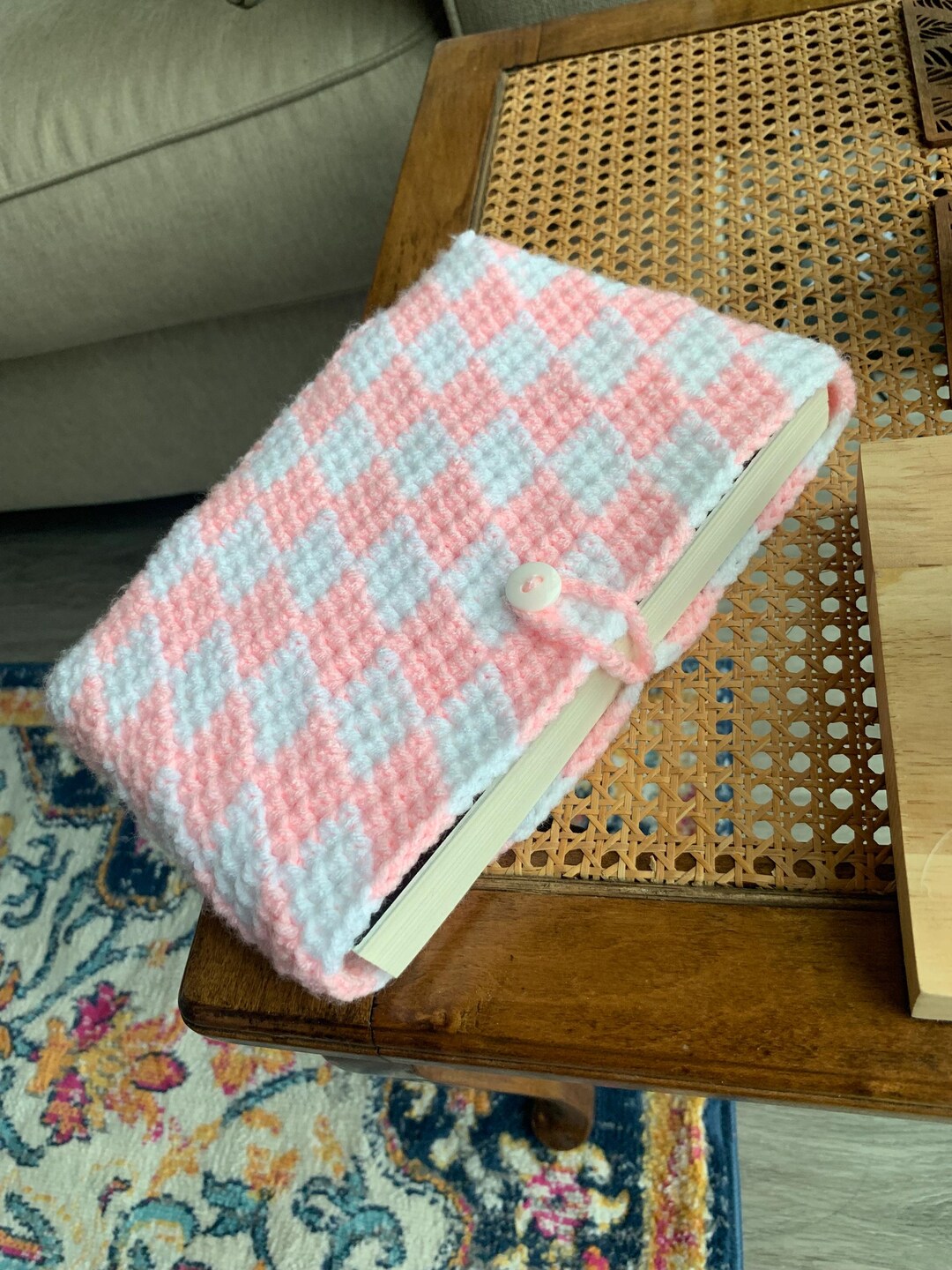 Crochet Checkered Book Sleeve Cover - Etsy