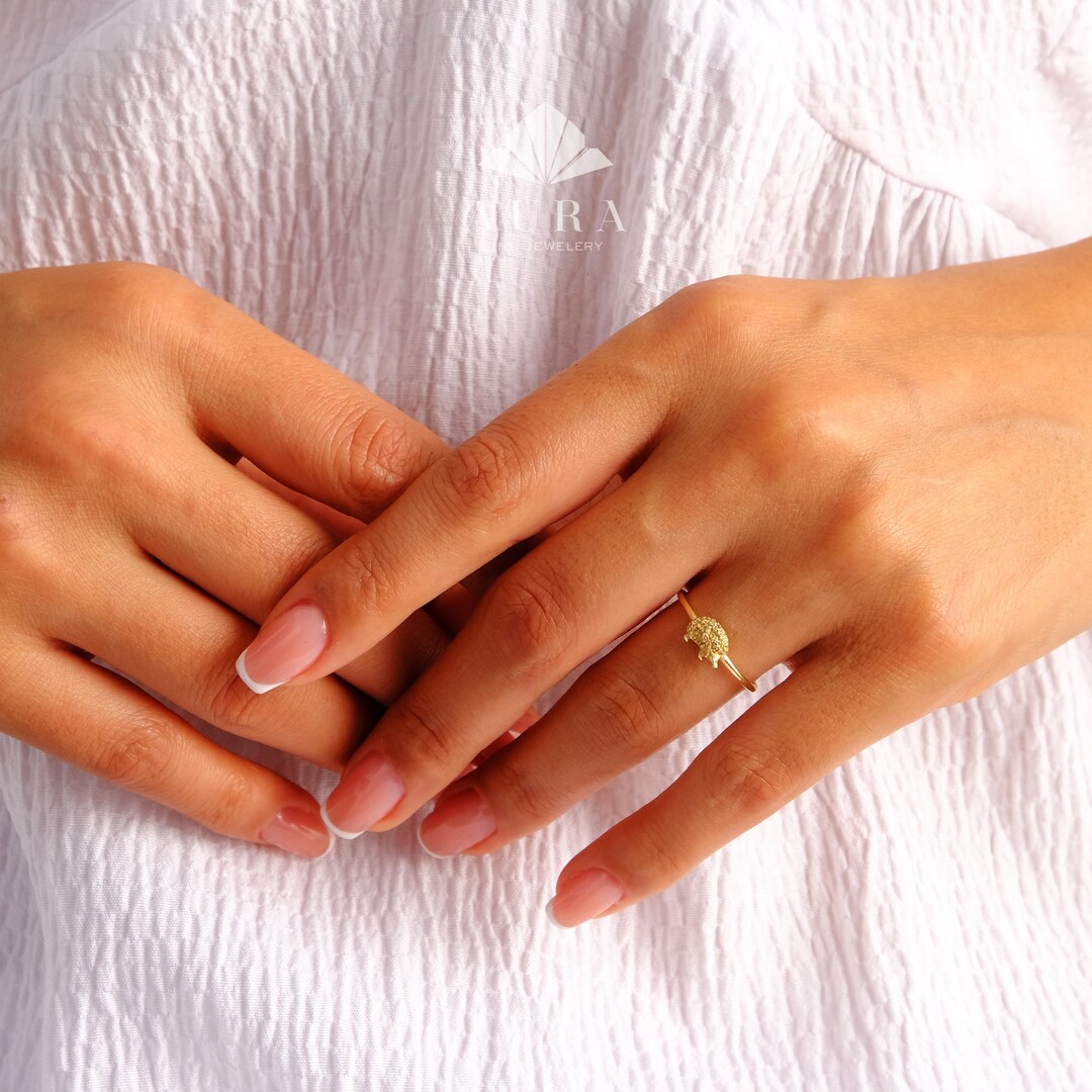 14K Gold Hedgehog Ring, Hedgehog Band, Minimalist Hedgehog Ring ...