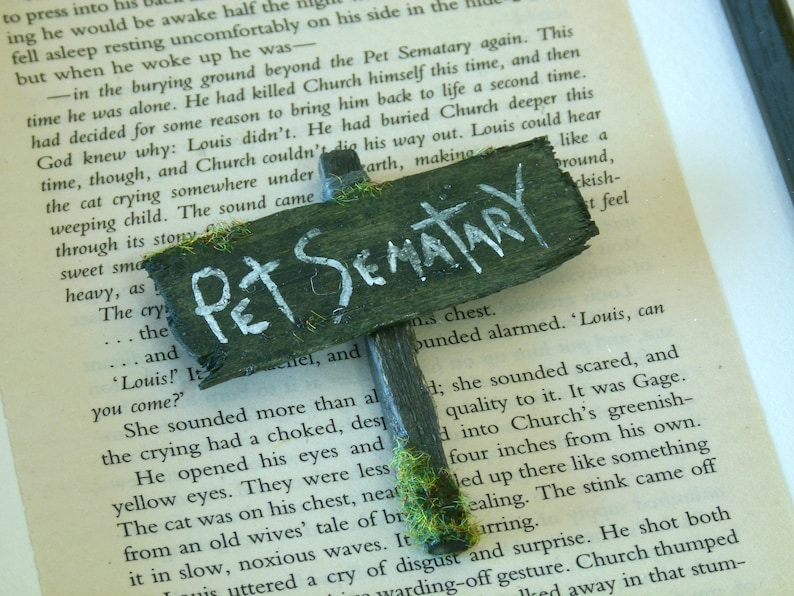 Pet Sematary - Stephen King - Wall Art - Original Framed Page With ...