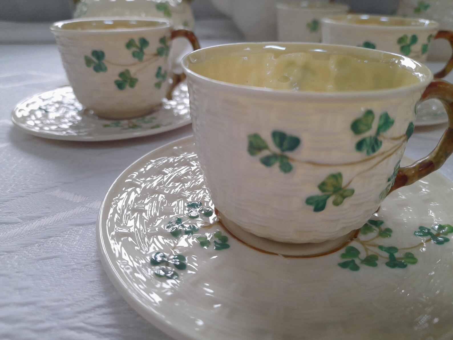 Belleek Pottery, 3rd Period (1926 - 1946) Shamrock Pattern Coffee Set ...