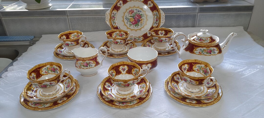 Royal Albert, Lady Hamilton Tea Set, 22 Pieces - Etsy