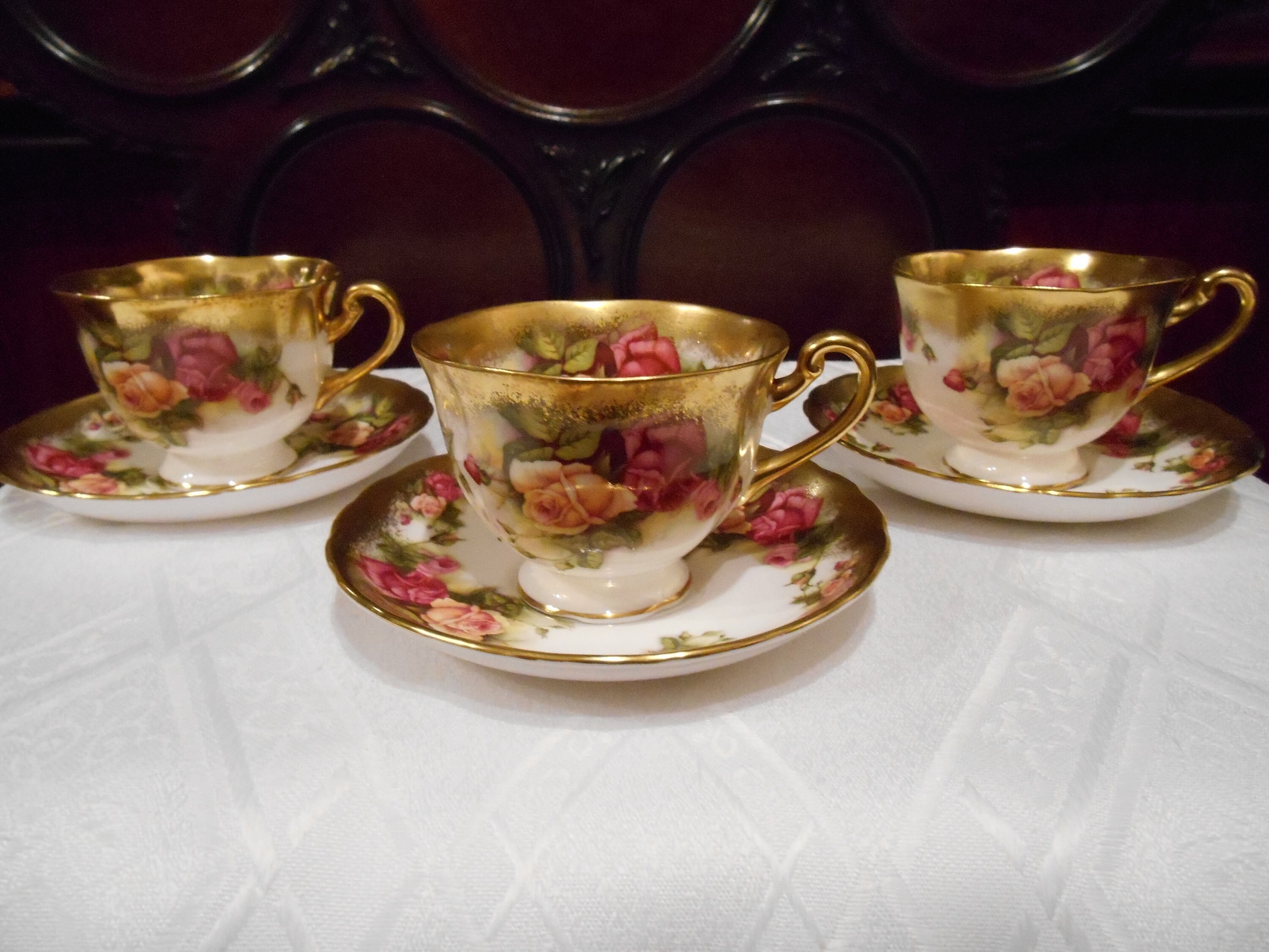 Royal Chelsea, Golden Rose Pattern, Three Teacups and Three Saucers - Etsy