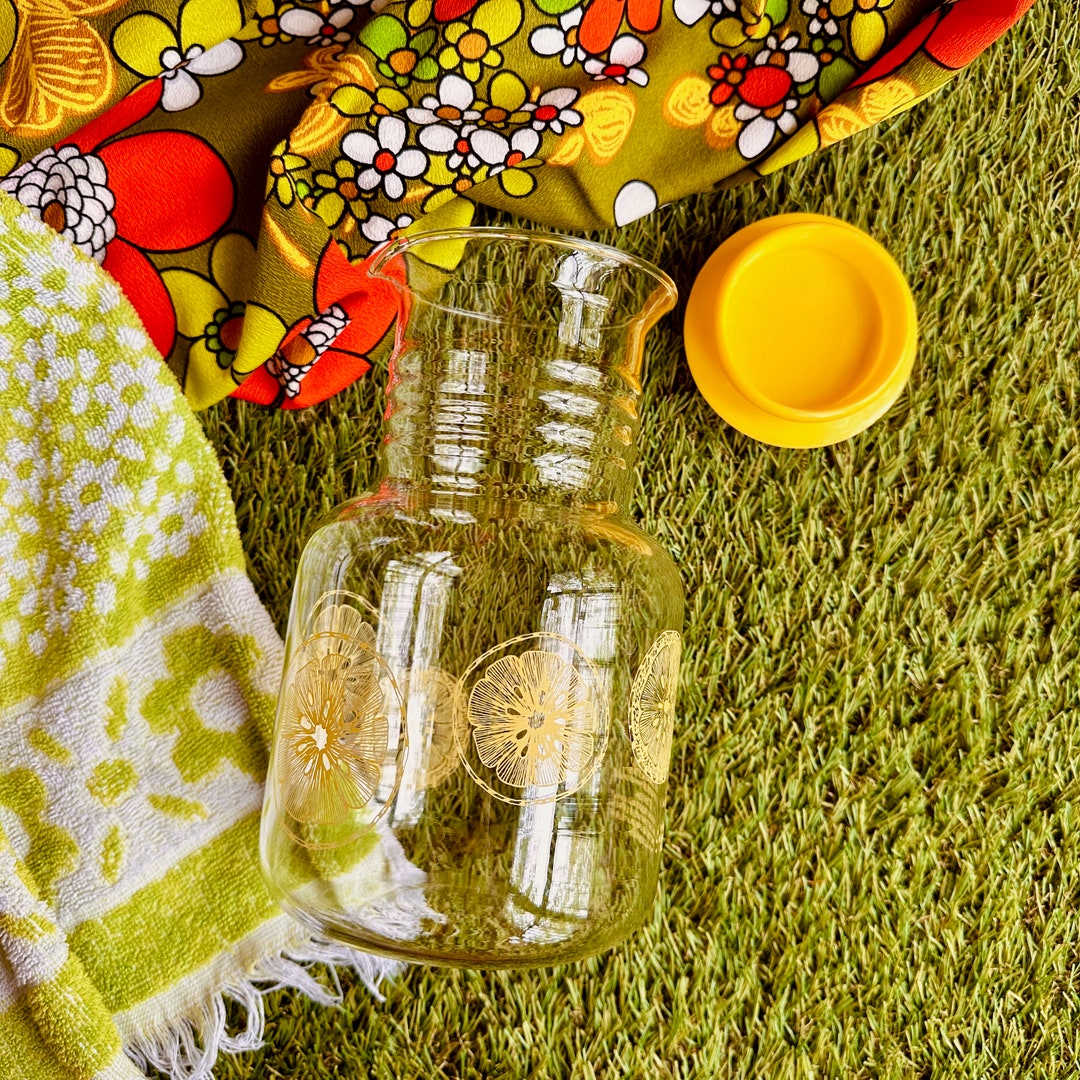 Vintage 1970s Pyrex Lemonade Pitcher With Lid - Etsy