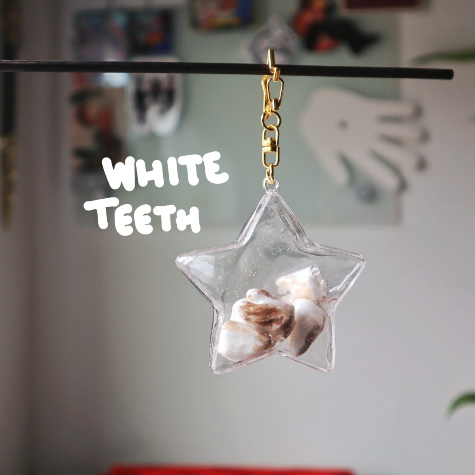 Teeth Shaker Keychain Hand Made Teeth Pendants Grunge Keychain for ...