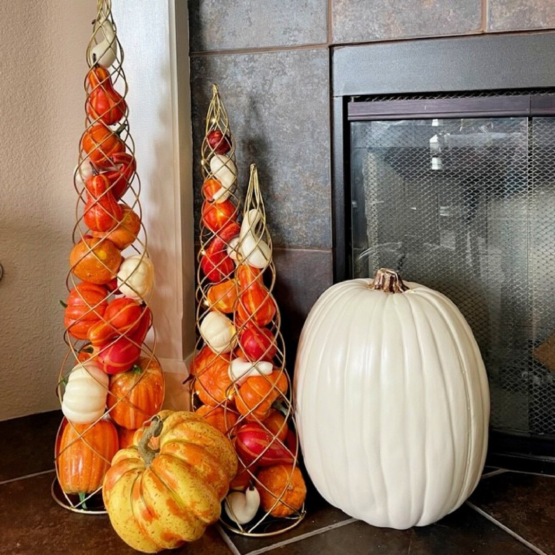 Pumpkin Topiary / Pumpkin Tower / Metal Pumpkin and Pinecone - Etsy