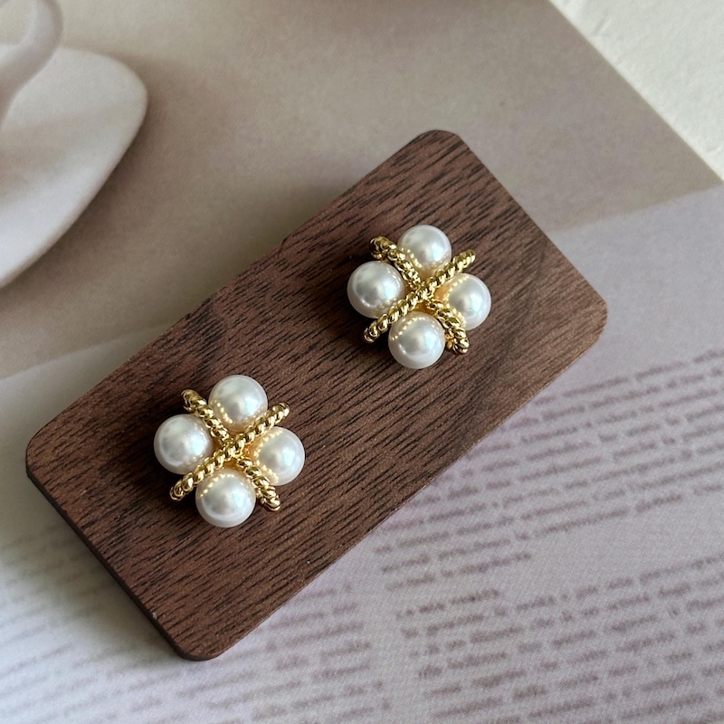 Pearl Cluster Ribbon - Etsy