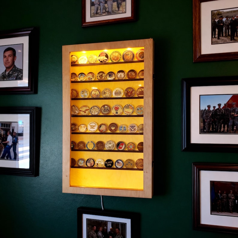 Challenge Coin Display Case, Wall Mounted Coin Holder, Wooden Coin Rack ...