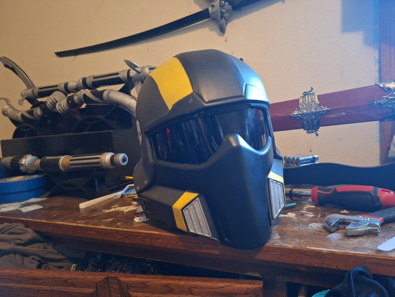 Helldivers 2 B-01 3d Printed Helmet With Tinted Visor for Cosplay - Etsy